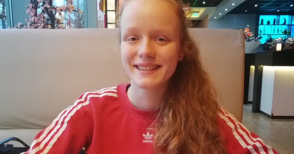 Nina (19) betaalt 167 euro voor band die bijna niemand kent: ‘Ik snap ...