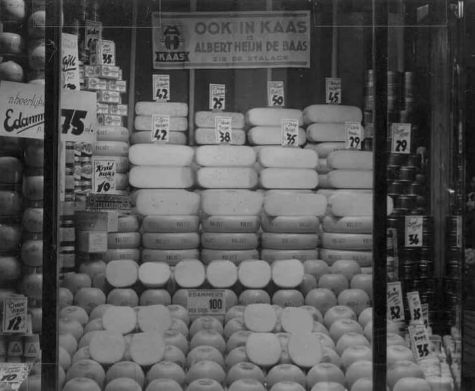 Terug in de tijd: in de Burchtstraat zat vroeger een Albert Heijn ...
