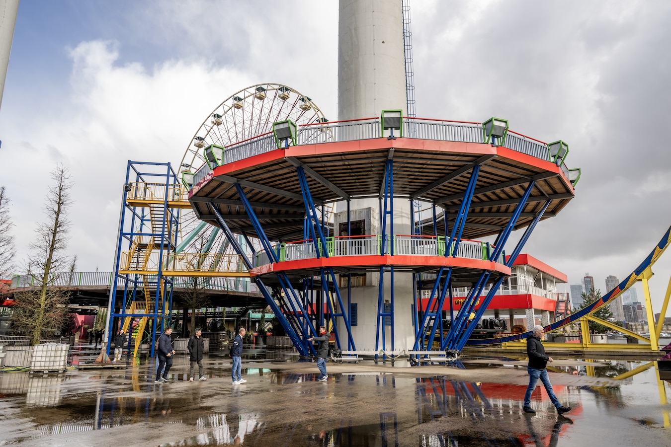 Miljonair die pretpark van Hennie van der Most kocht, beschuldigt hem ...