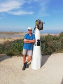 Ooit wandelt Ton Roelofs nog een kilometerslang konijn bij elkaar ...