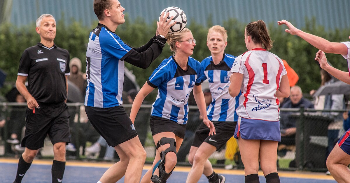 Oud-international Broenink gaat met de korfbalclub van zijn ...