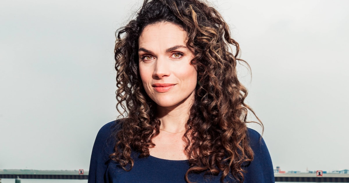 Zomer leestips van Anna Drijver: ‘Al lees je maar één pagina per dag ...