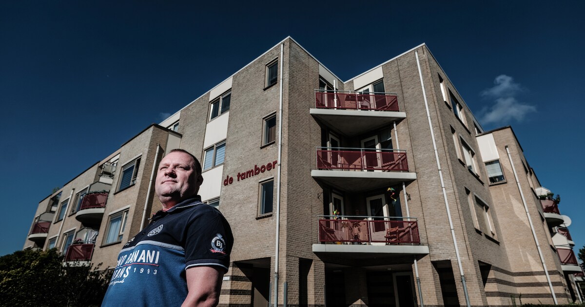 Joshua baalt want zijn huur ligt 55 euro hoger dan bij de buren in de ...