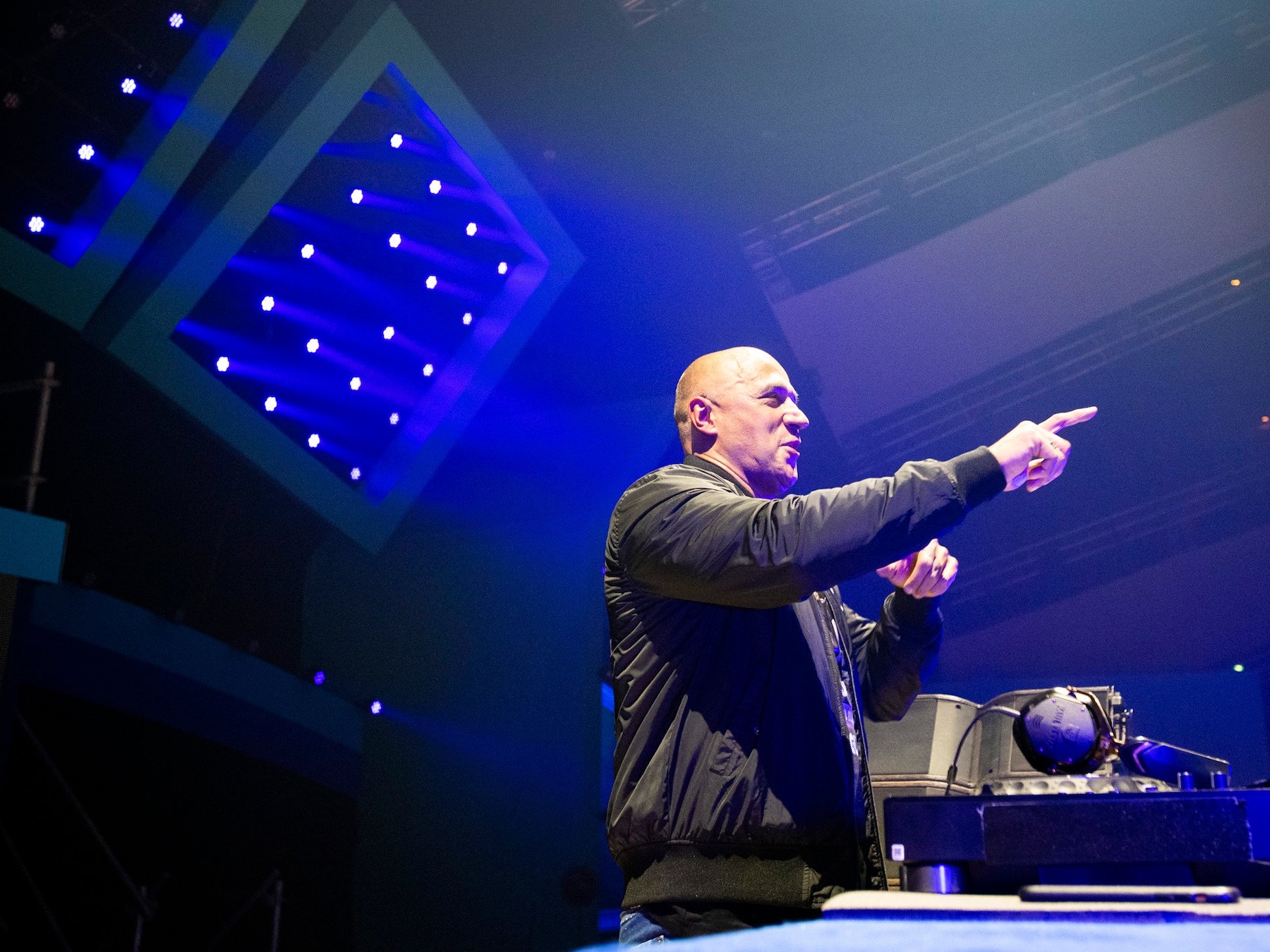 Het gabberfeest voelde als een onweersbui die acht uur lang aanhield ...