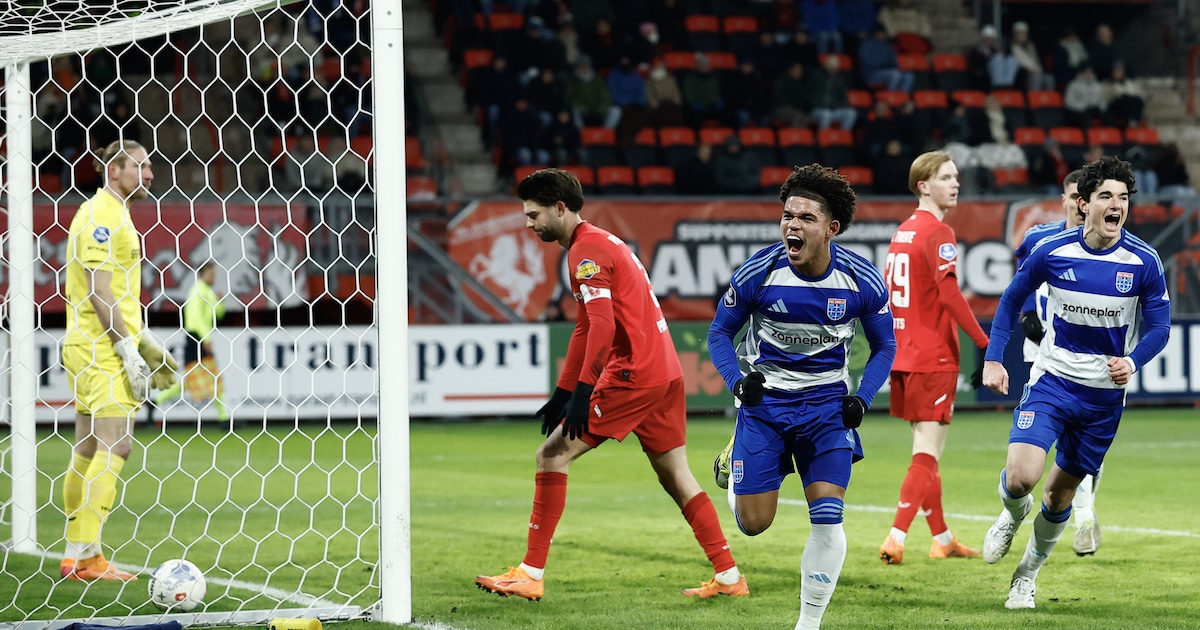 LIVE | Nog een kwartier de tijd voor FC Twente om nederlaag te ...