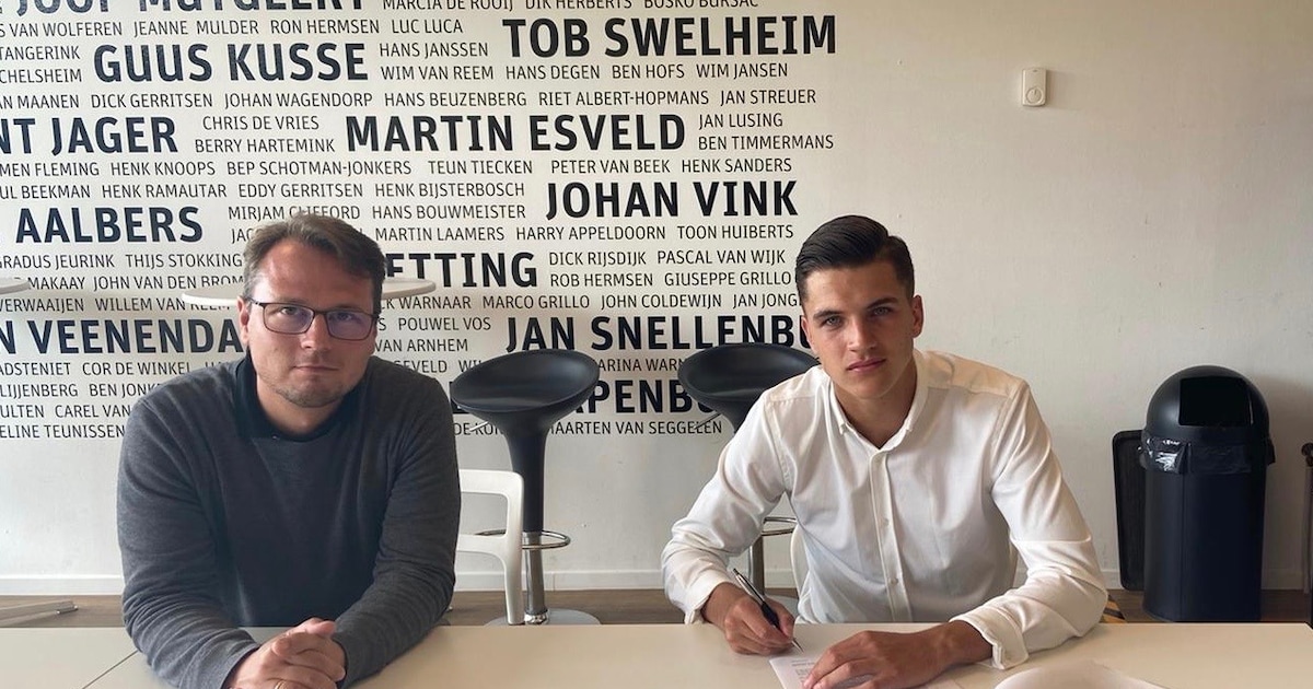 Vitesse beloont talenten Leeflang en Mostert met contract | Sport | De ...