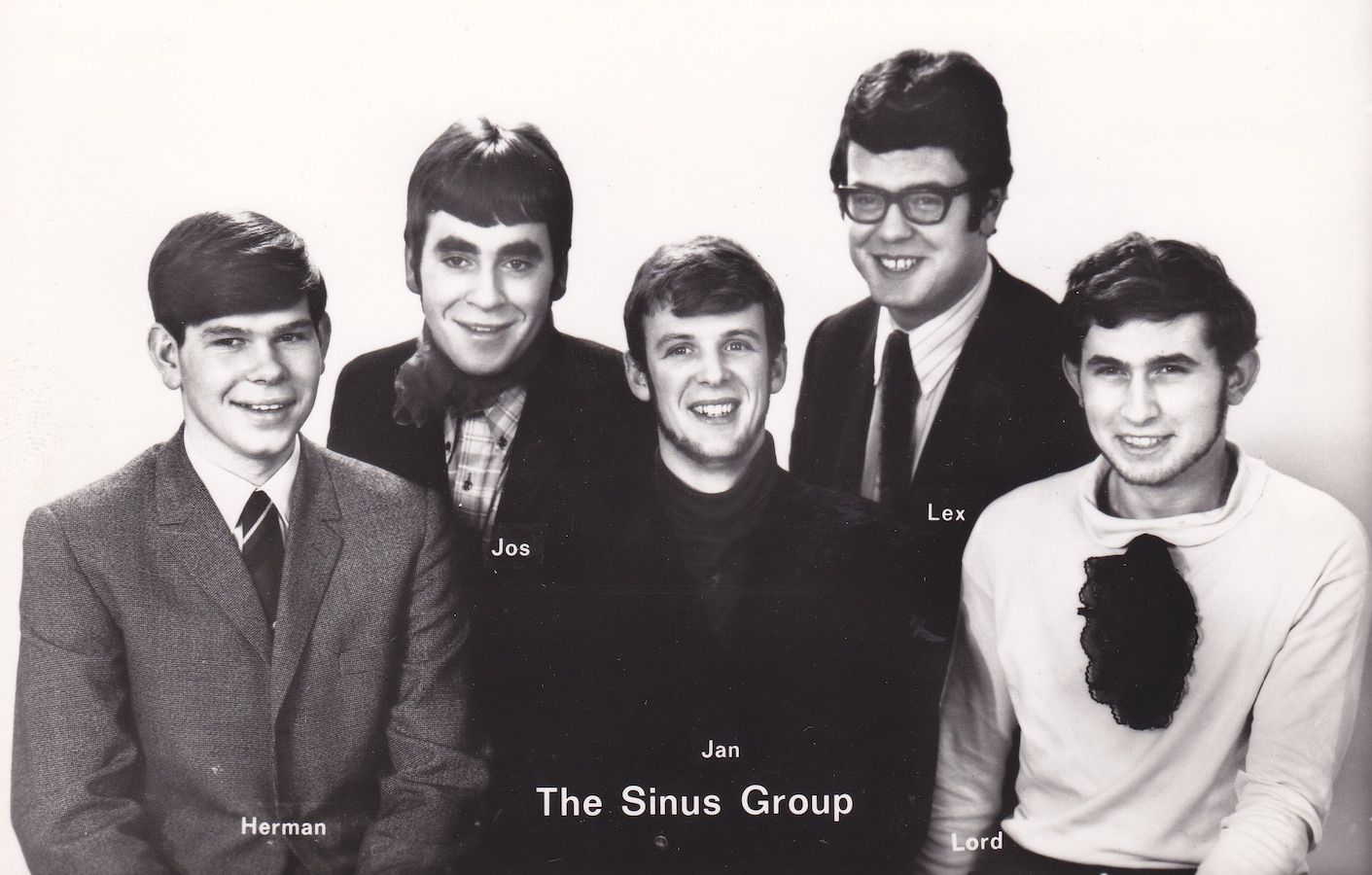 Het dak gaat er opnieuw af: oude Liemerse beatband The Sinus Group ...