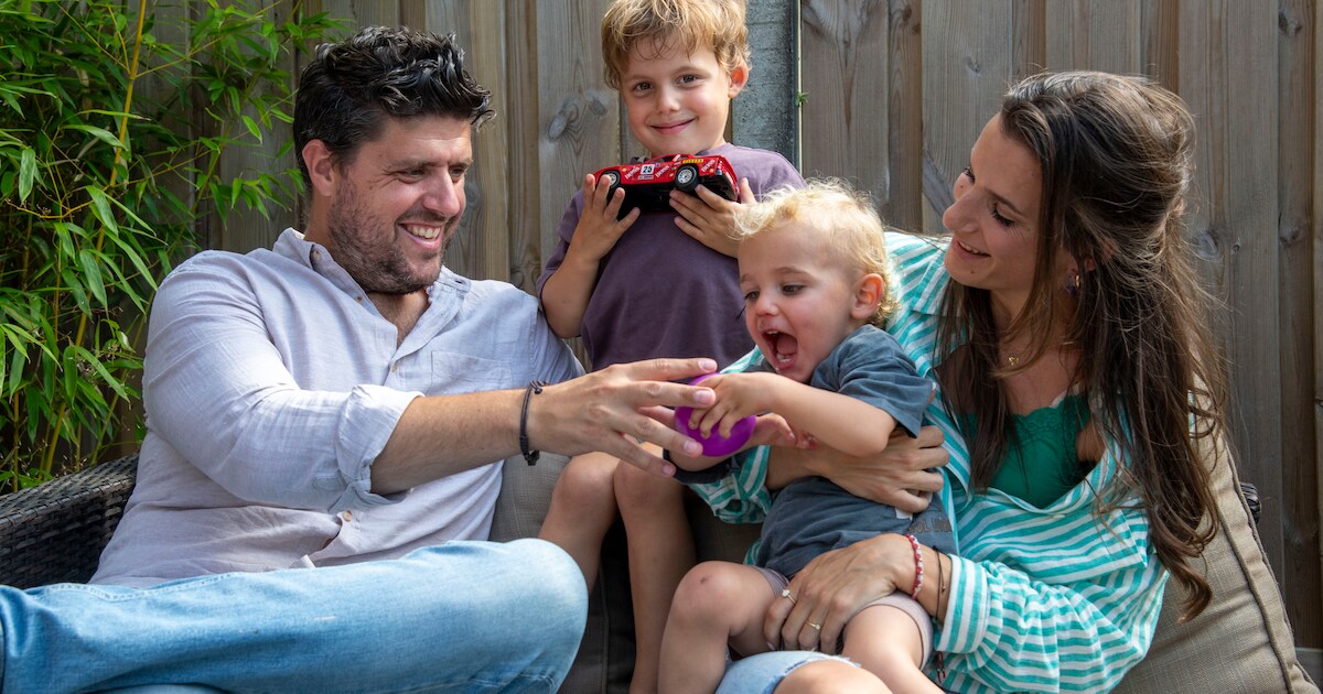 Siebe (1) is vrolijk én ziek: hij ziet het verschil niet tussen mensen ...