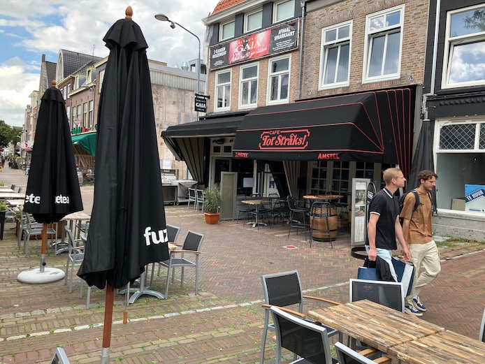 Mag de muziek harder in deze kroeg op het Plein in Tiel? ‘De moed zakt ...