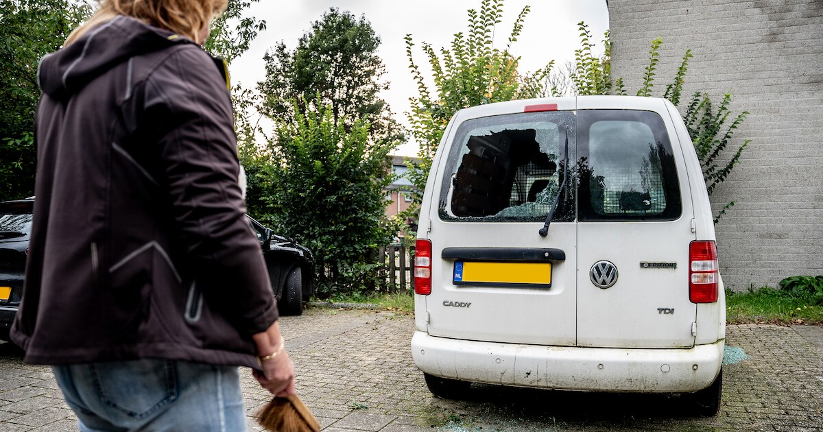 Vernielde spookauto is na een jaar ineens verdwenen: ‘In de buurt ...