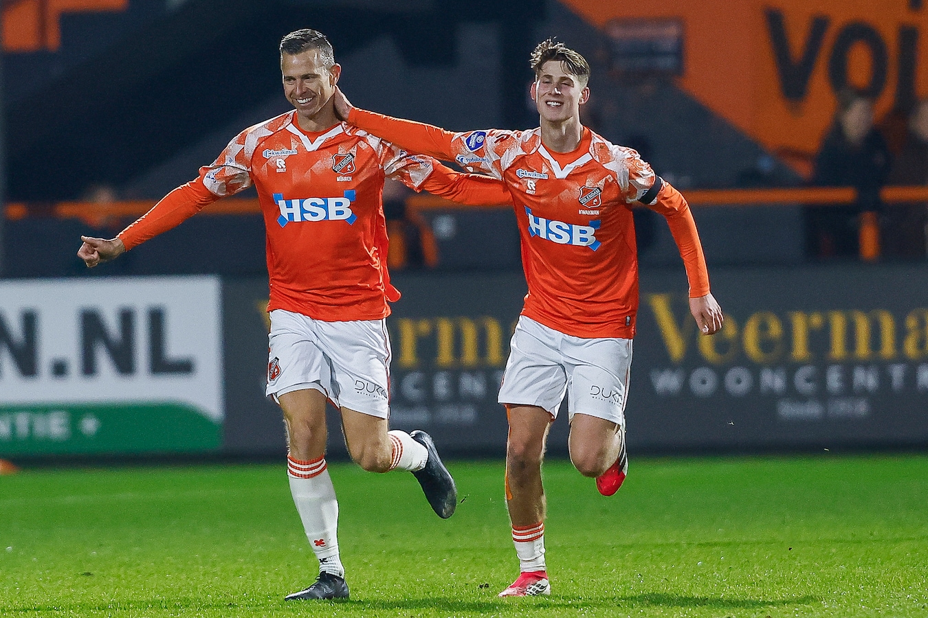 Robert Mühren helpt FC Volendam kort na invalbeurt aan gelijkspel tegen ...