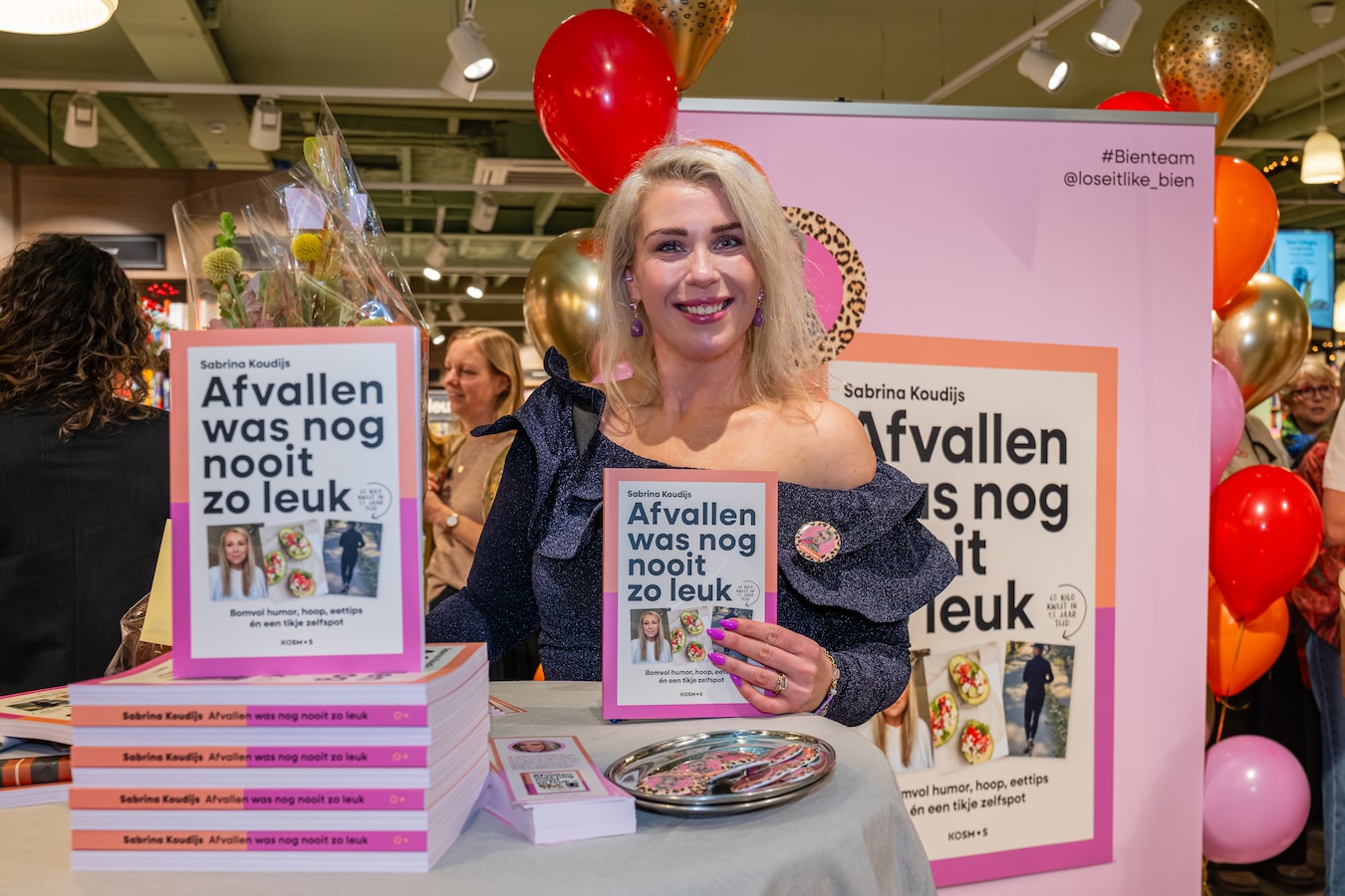 Sabrina (38) viel zelfstandig 60 kilo af en leert de ‘truc’ nu aan ...