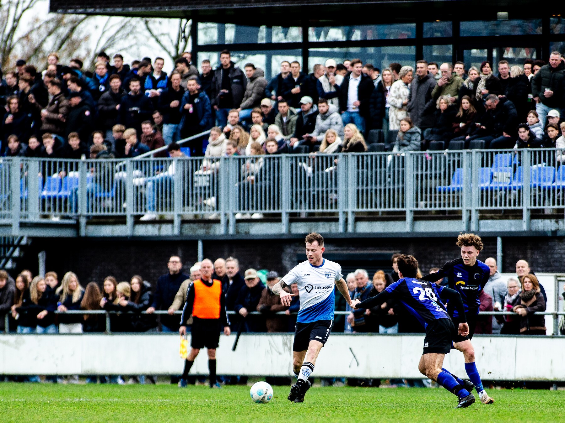 Wouter is docent op de HAN en gaat met Curaçao naar het WK voetbal: ‘Er ...
