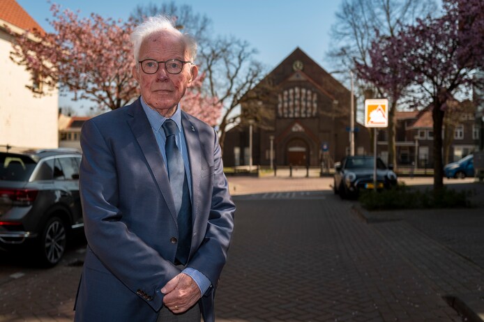 Diaken botst in Tilburg met pastoor: ‘Ik was een leugenaar en een dief ...