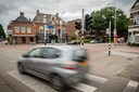 Drukke autoweg bij ‘Keizer Karelplein van West’ wordt omgebouwd tot fietsstraat: het moet ...
