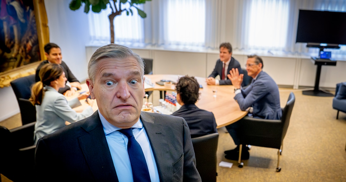 Buma heeft een berg zand en moet er een taart van bakken | Politiek | De Gelderlander.nl