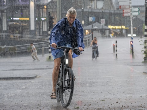 Meer dan 900 kilometer file tijdens regenachtige avondspits | Nieuws ...