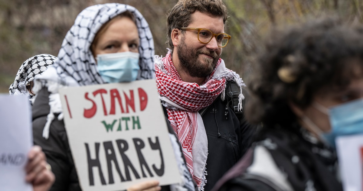 Het is terecht dat docent Harry Pettit de Radboud Universiteit verlaat ...