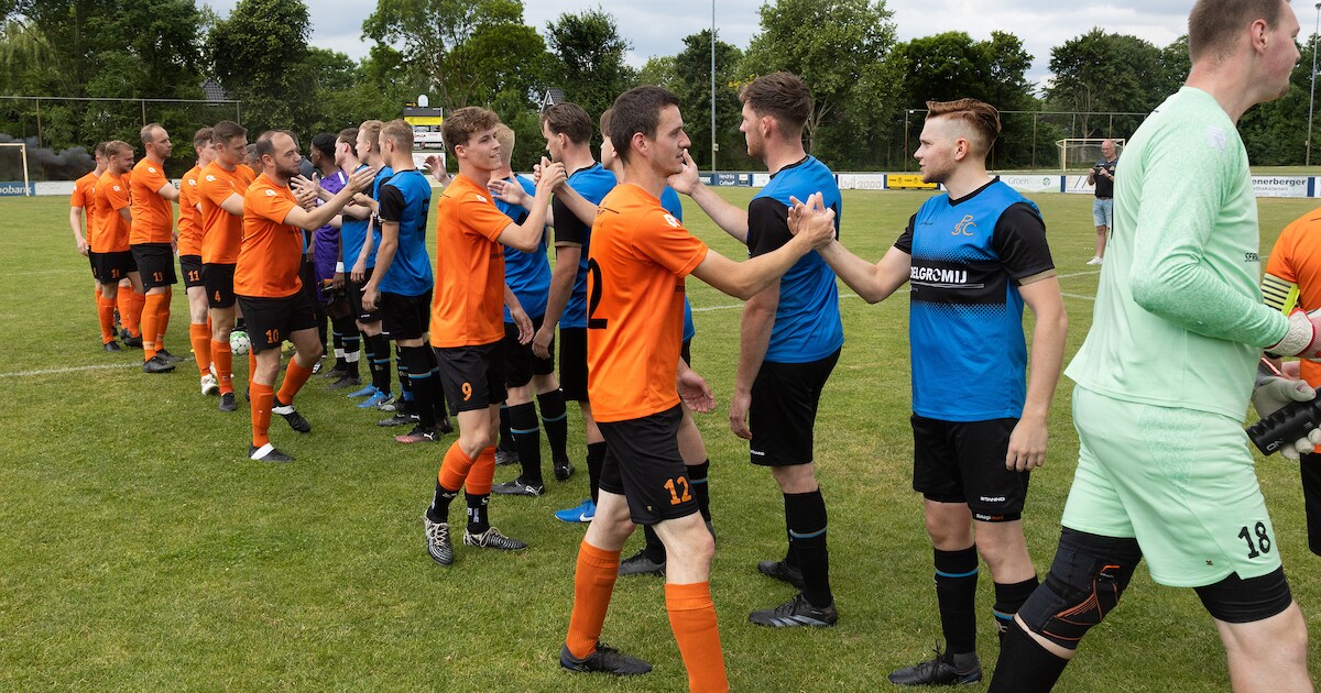 Opmerkelijke editie laatste(?) derby: ‘Gelders Eiland heeft de knuppel ...