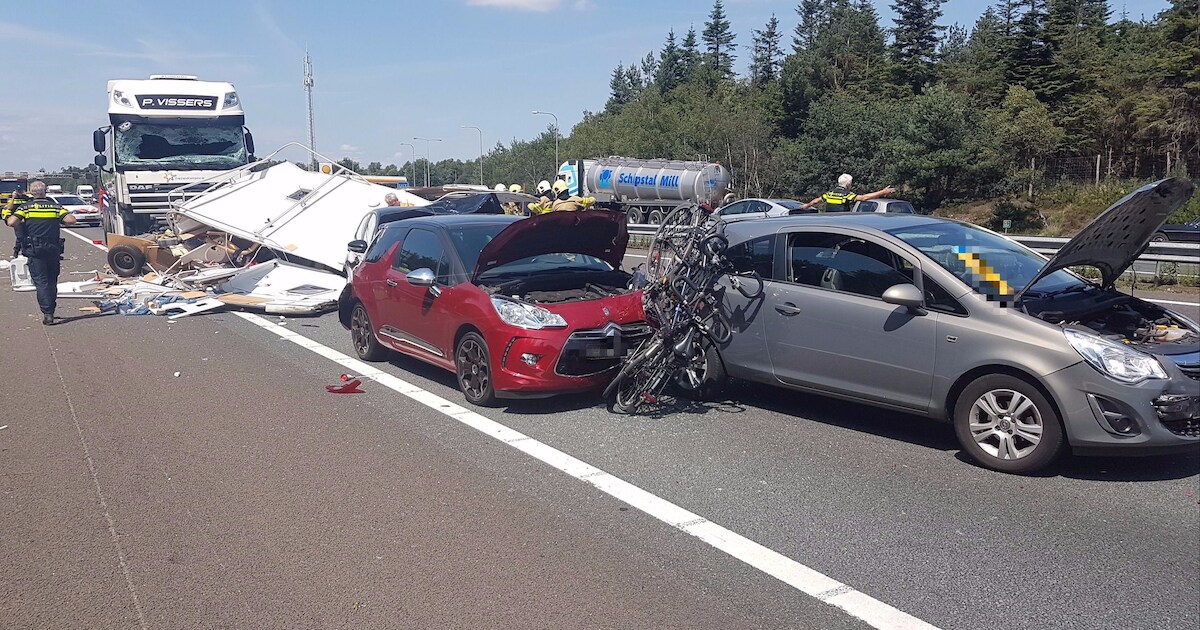 Enorme ravage op A12: weg om 01.30 uur weer vrijgegeven | Arnhem e.o ...