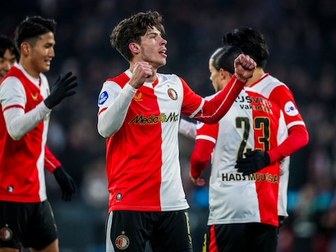 LIVE eredivisie | Feyenoord zakt ver weg in tweede helft en slikt ...