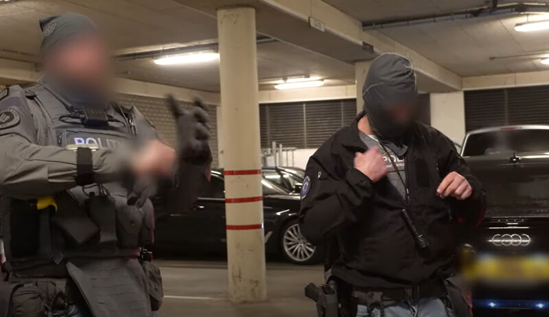 Politie deelt spectacu­lai­re beelden van invallen bij de ‘Bennekel ...