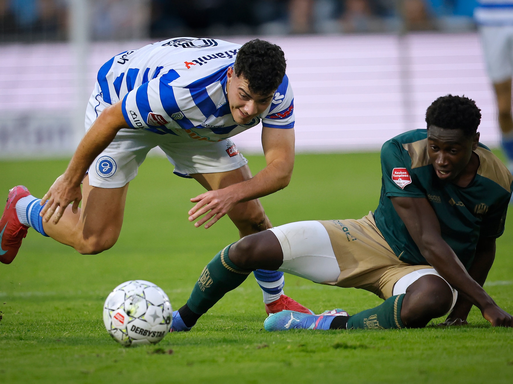 De Graafschap-aanvoerder Niemeijer scoort nu al evenveel als in drie ...