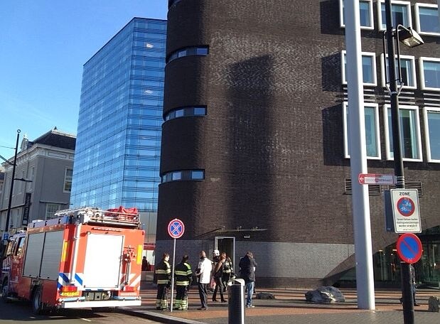 Hoofdkantoor Rabobank Nijmegen tijdelijk ontruimd | Foto | gelderlander.nl