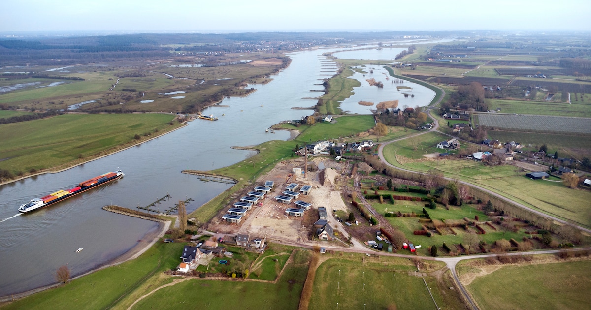 Luxe vakantiepark Soof aan de Rijn stapjes dichterbij | Buren | De ...