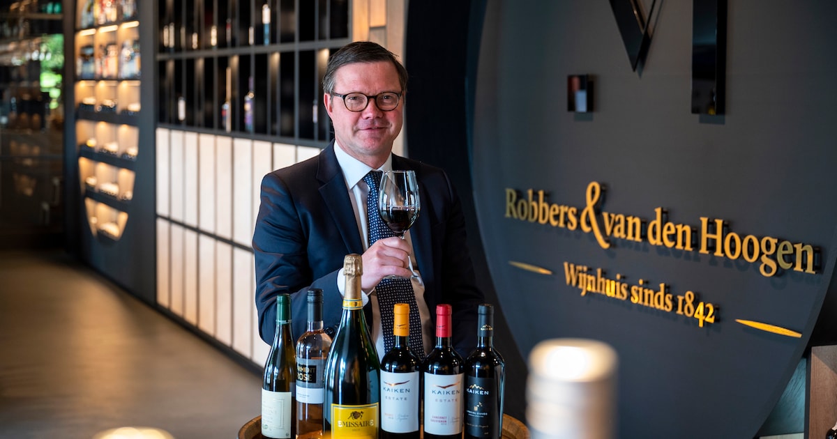 Marcel is 55 en verkoopt zijn bekende familiebedrijf, want hij wil ouder worden dan zijn vader ...