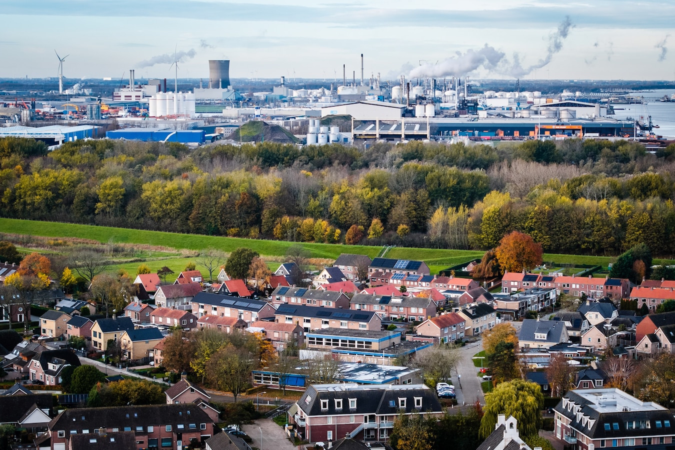 Moerdijk als zoveelste voorbeeld: hoe Nederland al 500 dorpen verloor ...