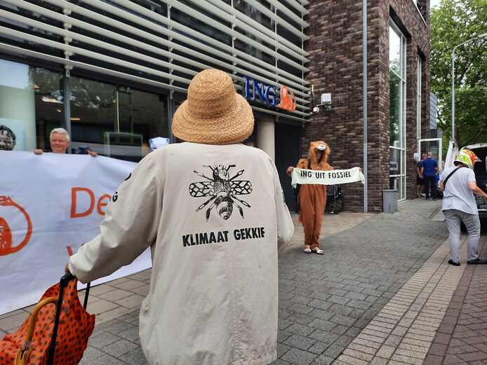 Actievoeren voor het klimaat tussen de kibbeling en de gegrilde kip ...