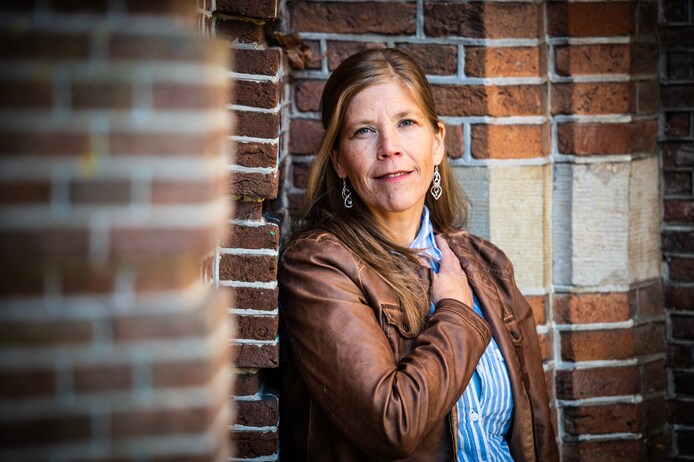 Nadat Miriam (6) overlijdt, belanden twee andere kinderen van Een huis ...