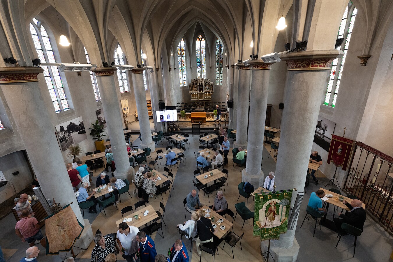 Dure verzekering, stemverheffing en woedeaanvallen: bestuur gloednieuw ...