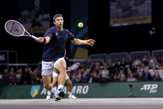 Tallon Griekspoor mist vier matchpoints in dubbel en valt over boarding ...