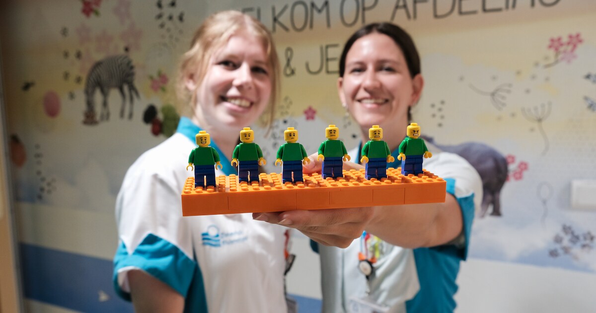 Geen pijncijfer maar een blij of boos Legopoppetje: zo zeggen kinderen ...