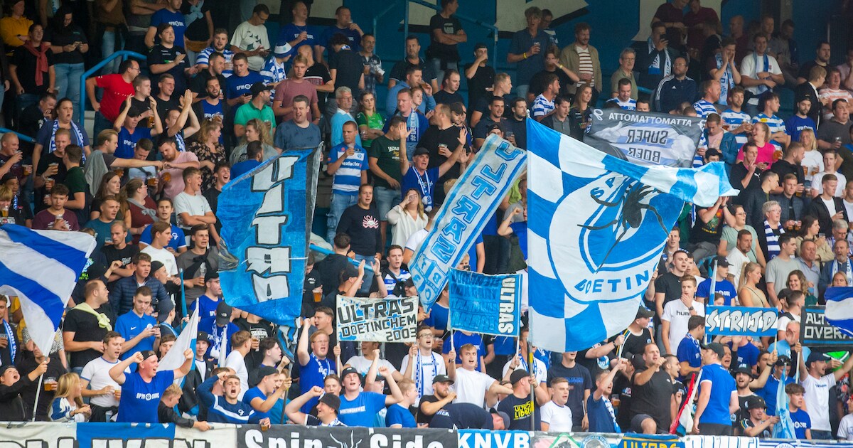 Twintigtal vluchtelingen mee naar wedstrijd van De Graafschap: ‘Om even ...