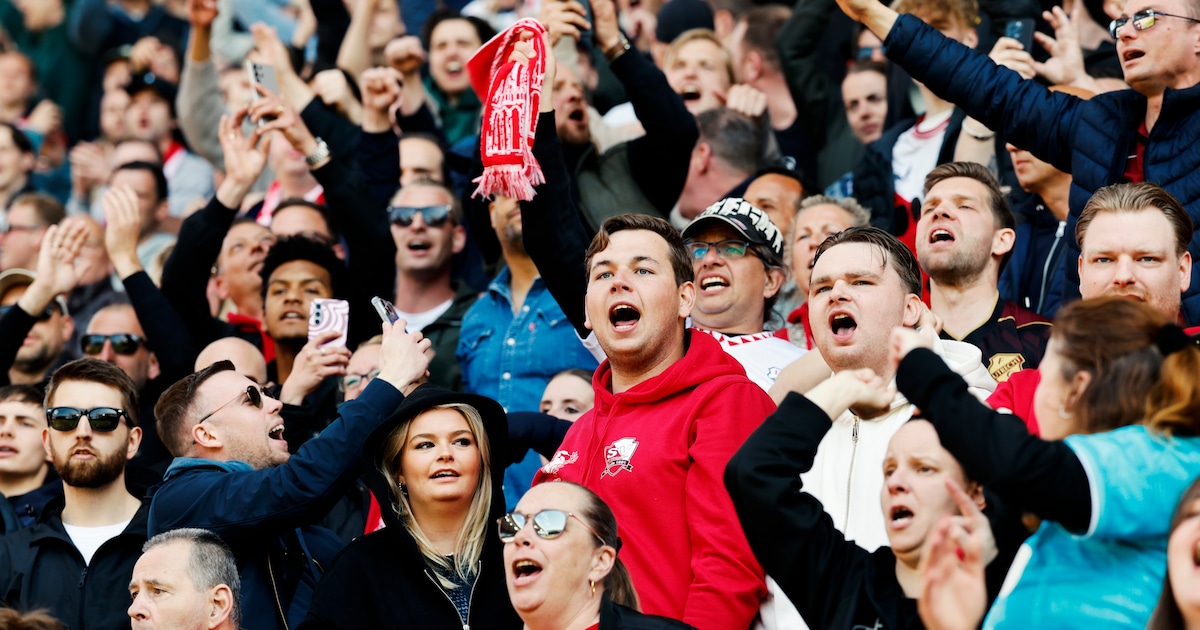 FC Utrecht verkoopt na topseizoen álle seizoenkaarten en wacht volle ...