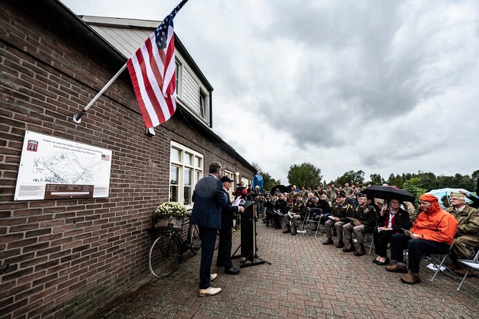 Vergeten Amerikaanse bevrijder Romeo Hamel sneuvelde in Erlecom maar ...
