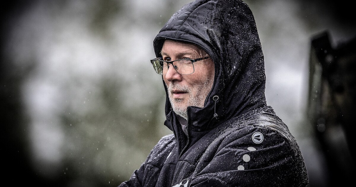 Eersteklasser zoekt met spoed coach voor een half jaar, in bezit van de ...