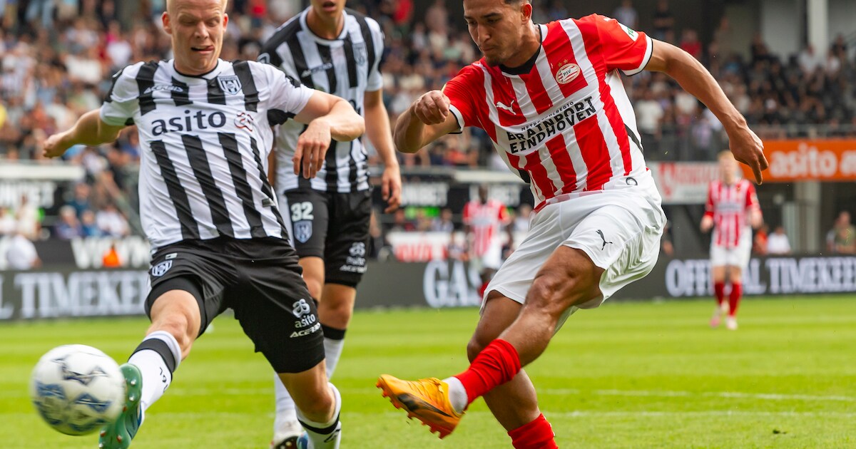 PSV blijft na moeizame zege in Almelo foutloos in de eredivisie ...