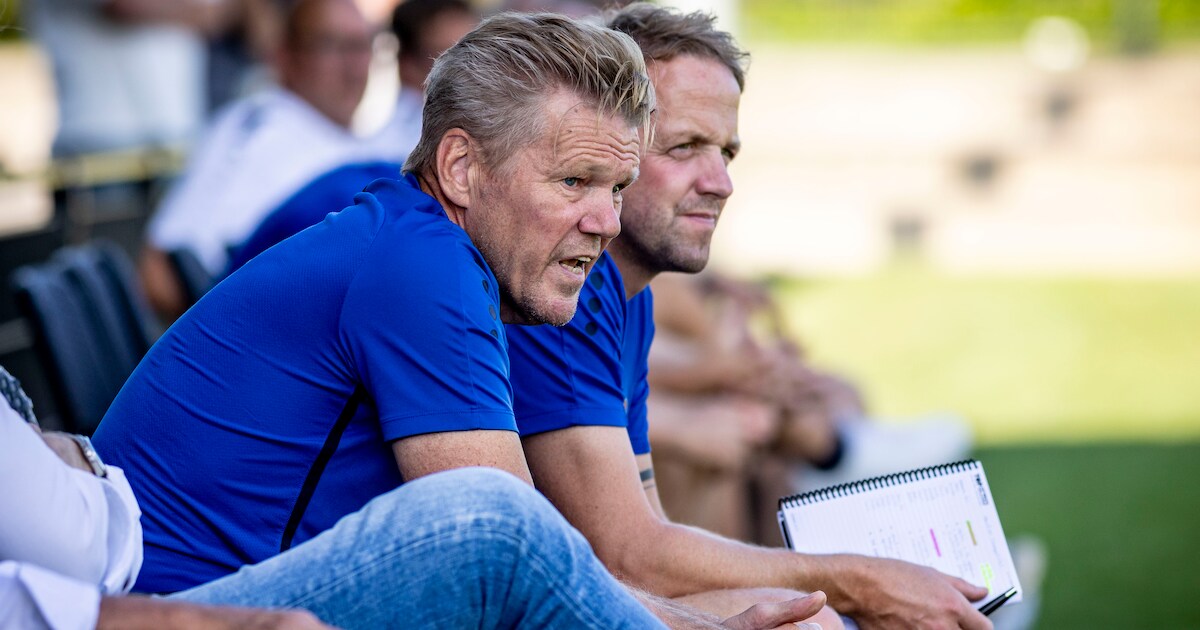 Voormalig hoofdcoach van FC Twente is nu assistent-trainer bij de ...