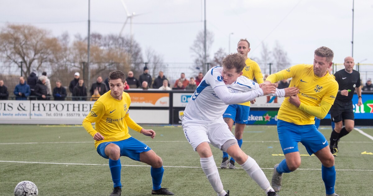 Bekersprookje van VRC eindigt in de kwartfinale; Purmersteijn straft ...