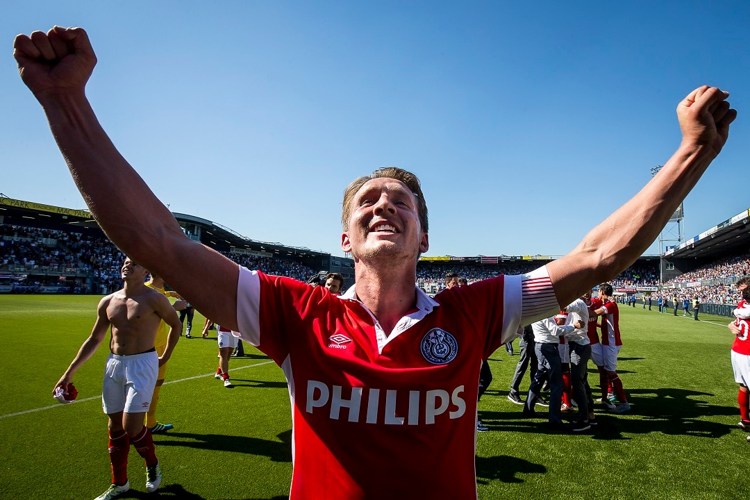Gelderse helden bezorgen PSV de titel | Foto | gelderlander.nl
