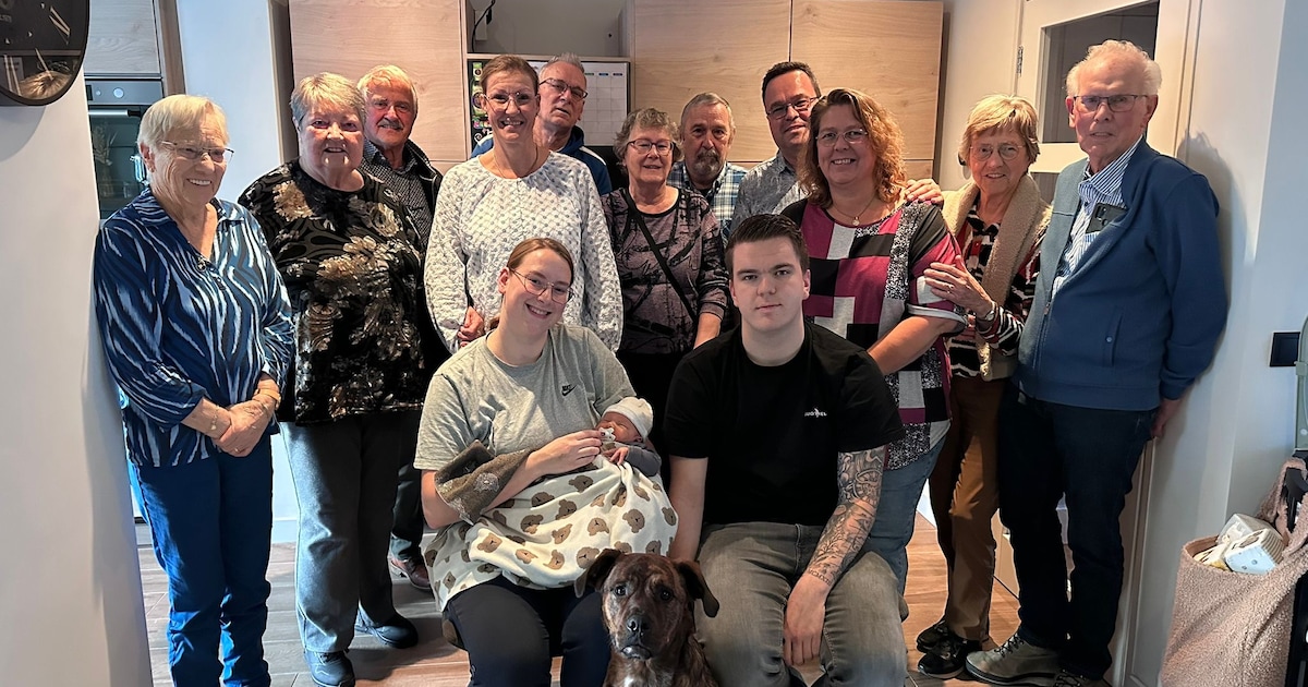 Baby Luca heeft maar liefst elf (over)grootouders, al na twee dagen ...