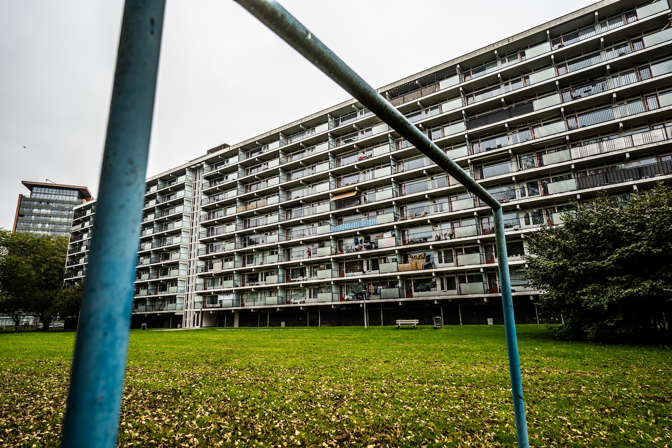 Schulden van 40 gezinnen in armste wijk Arnhem helemaal afgekocht ...