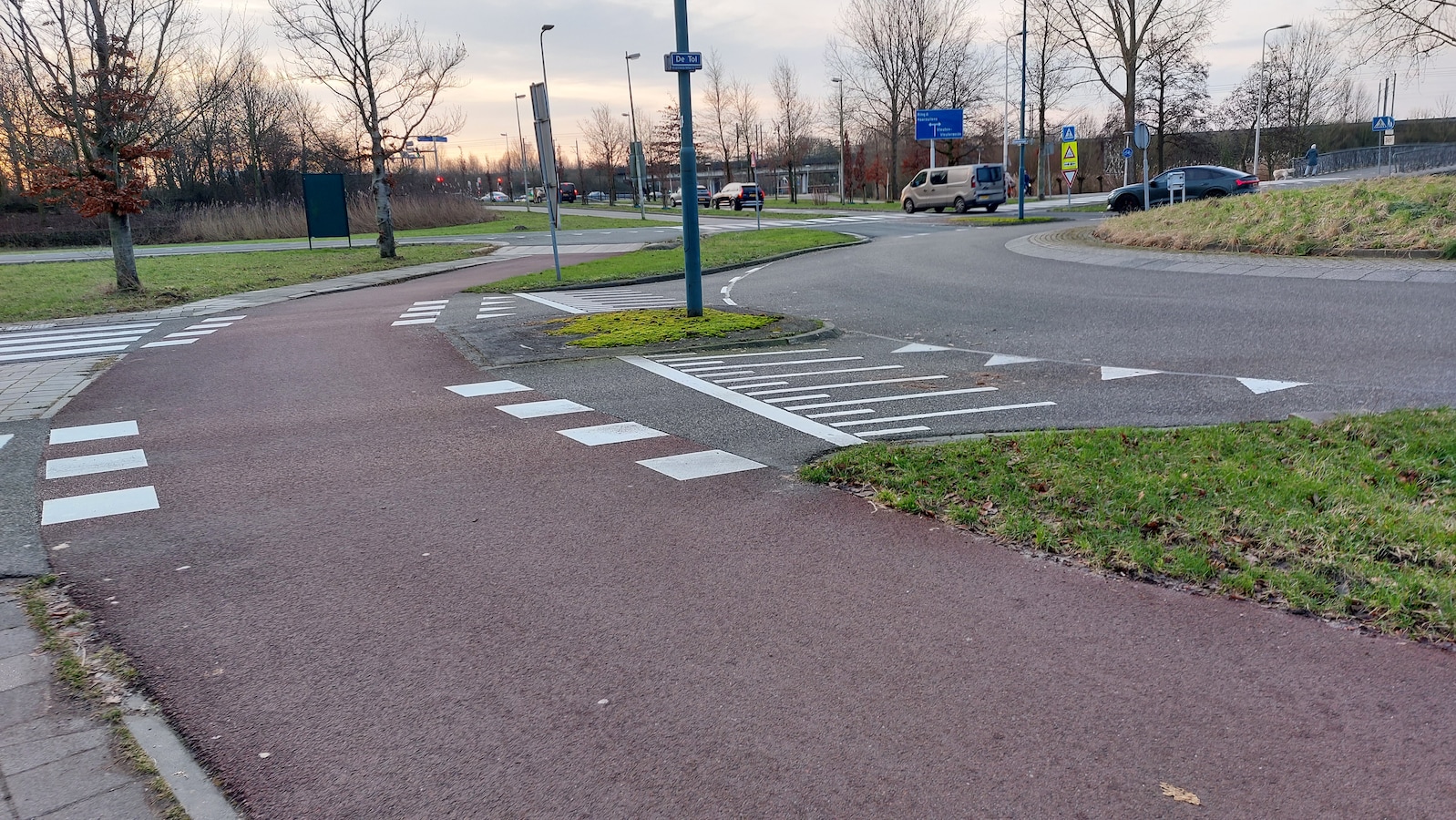 Déze rotonde in Utrecht is levensgevaarlijk: ‘En dan willen ze hier ook ...