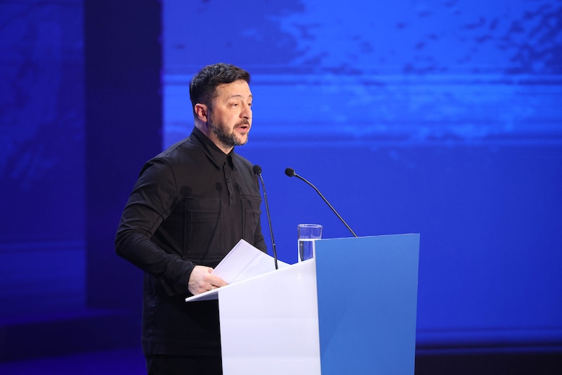 LIVE Oorlog Oekraïne | Zelensky bijt van zich af na claim Trump ...