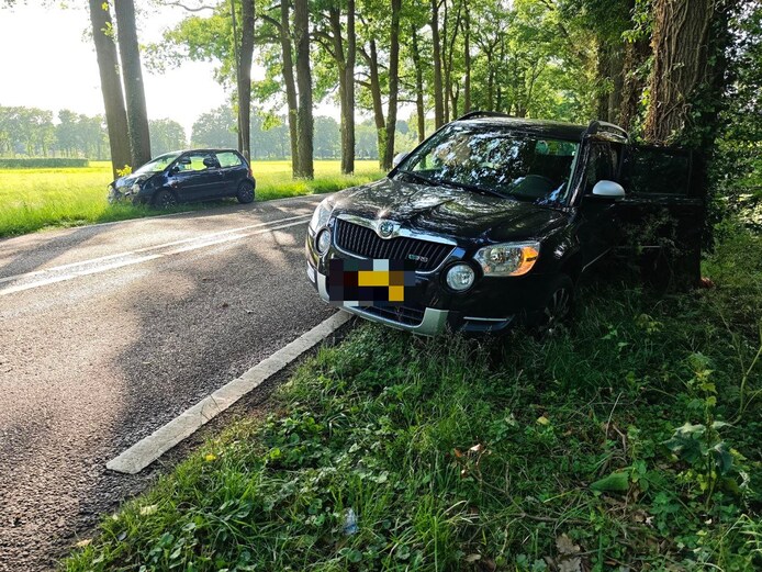 Botsing met drie voertuigen op Varsseveldseweg in Doetinchem: geen ...