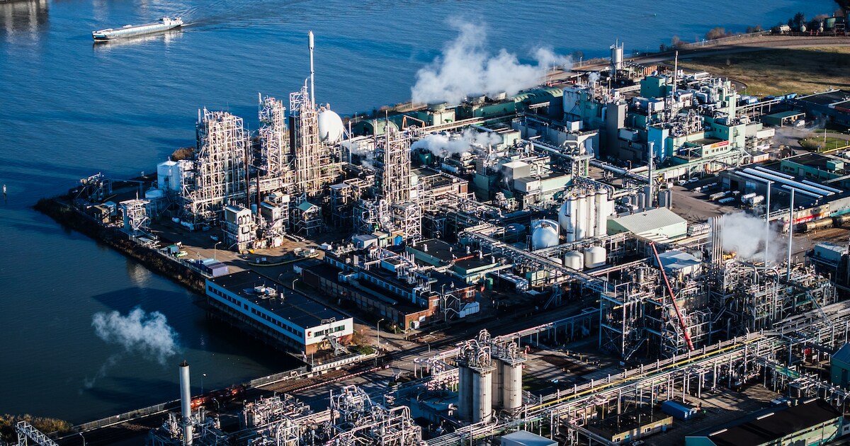 Chemours legt deel productie stil uit vrees voor dwangsom | Binnenland | De Gelderlander.nl